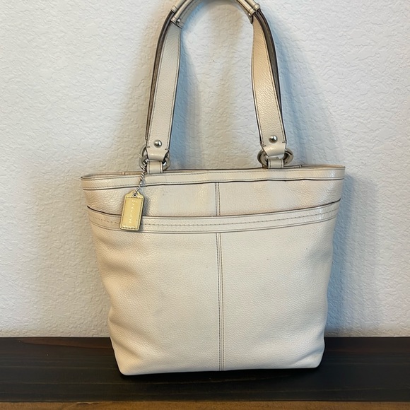 Coach | Bags | Coach Preowned Cream Pebbled Leather Satchel | Poshmark